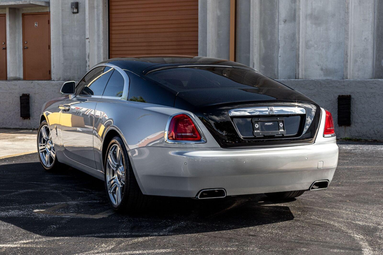 2015 Rolls-Royce Wraith Starlight, Gorgeous 2-Tone, Beautiful Spec for sale